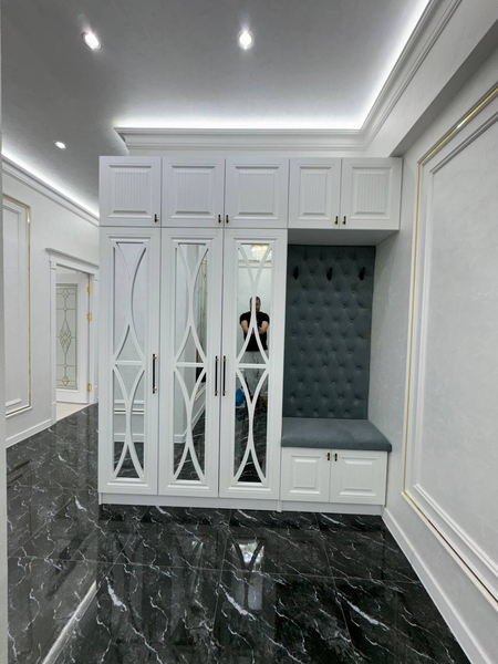 Продаётся 4 х комнатная квартира