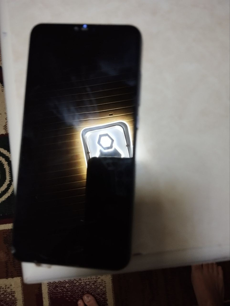 Xiaomi 8 lite sotiladi
