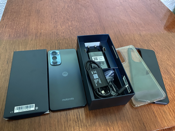 Продам Motorola M Edge 30 5G