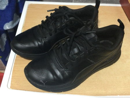 Продам кроссовки Puma 37 размера