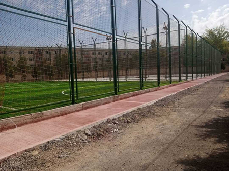 Мини стадион курамиз