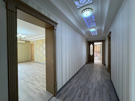 Продаётся квартира 4/8/10 евро ремонт 165кв.м ор: Нукус кинотеатр