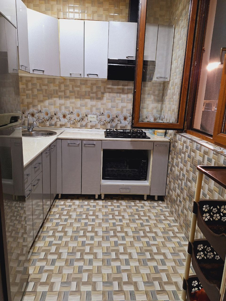 Продам 3х комнатную Чиланзар 10