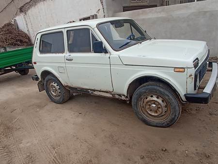 Niva 1983 yil presebi bn sotiladi
