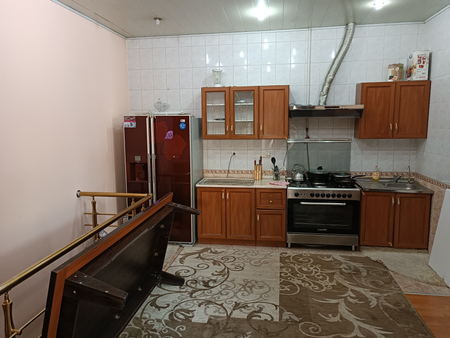 Сдается дом Янгабад 2 уровня 4 соток 8 комнат