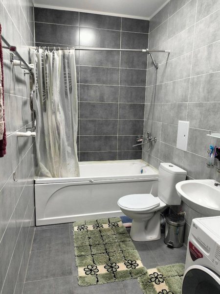 Продаётся 2 комнатная квартира в ЖК \\\