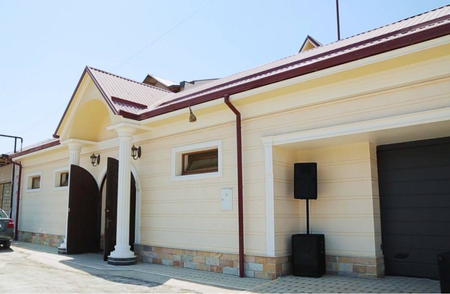 Сдается в аренду дом в элитной махале Амира Темура
