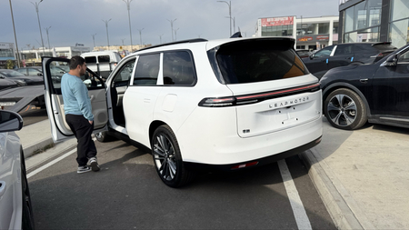 Leapmotor C16 avtosalon