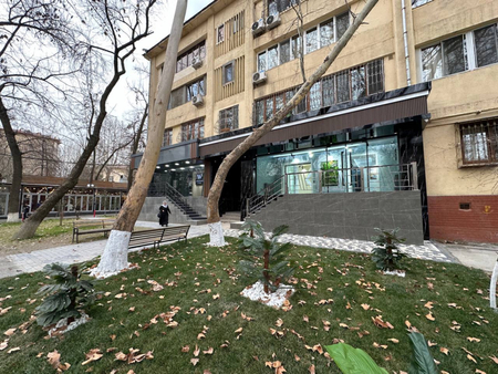 Сдактся в аренду офис в центре Цум 110 школа