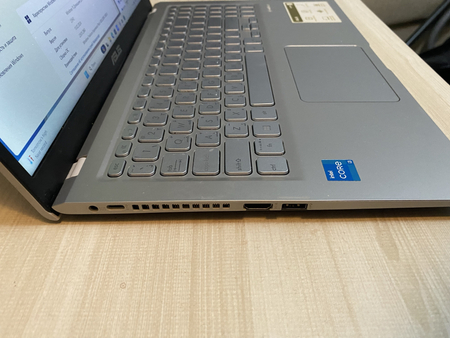 Ноутбук Asus X515E