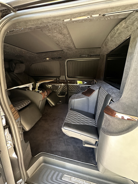 Mercedes V250 бензин год 2020