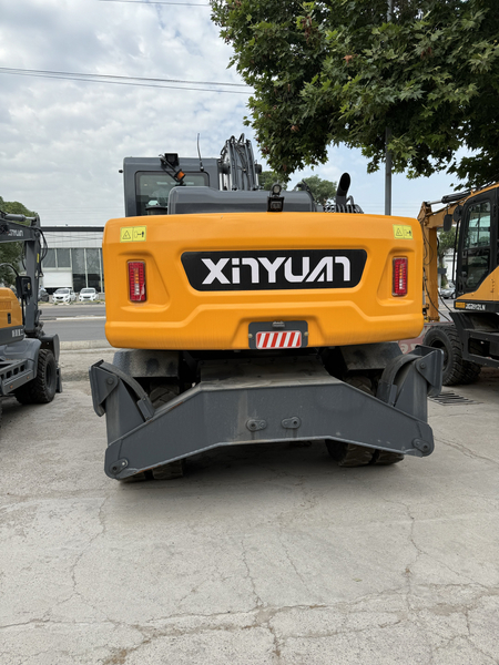 Колесный экскаватор C150W 0.55 куб