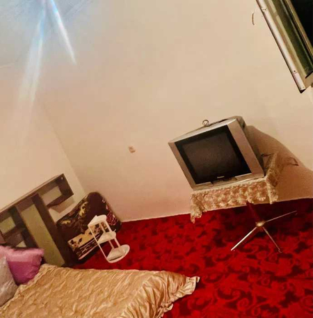 срочна Горит аренда 2 ком. кв. для студентов Ц 13 id sh 468