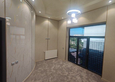 На 17 квартале Чиланзарского района продается квартира. 3/7*8/8