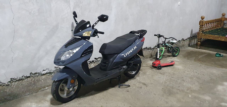 Skuter sotiladi Real Moto