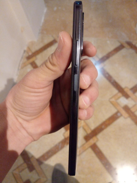 Pocco m4 pro 8+3/256