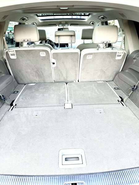 Audi Q7 3.6 sotiladi
