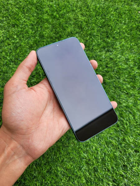 Samsung Galaxy S22 Plus (5G). Snapdragon 8 Gen 1. OzU 8/256 GB.
