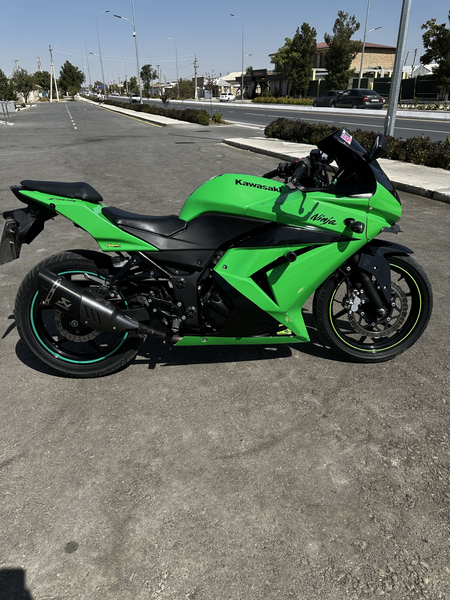Kawasaki Ninja 250r (Orginal) (Обмен 600 или 1000)