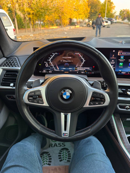 В продаже ! BMW X7 M60i