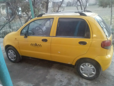 Matez mashina sotiladi