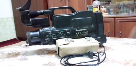 Panasonic Camera sotiladi Model M3000 lens 5-40mm