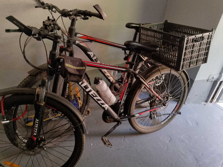 Veloseped ALTEZZA 27.5 aybi yoq, bir qol minilgan, nasos kuluch,savat
