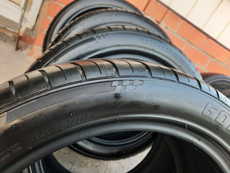 225.45.ZR17 ..R17.. Sport shirokiy balon. BMW. Mersedes va h.k.