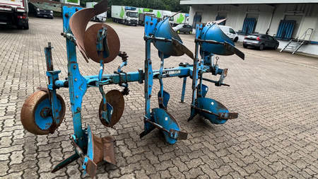 Lemken Opal 110 Claas, Case John Deere Belarus tortadi
