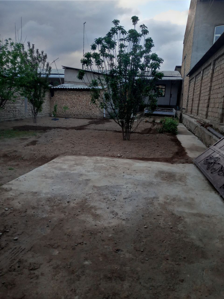 Hovli sotiladi,4 xonali Keles