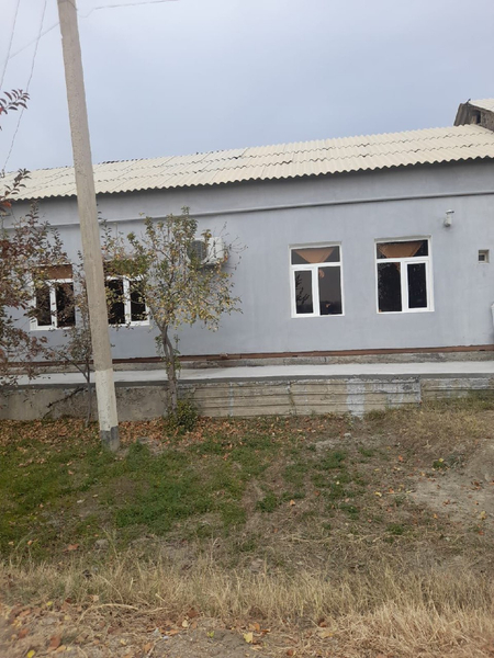 6 sotixli hovli sotiladi