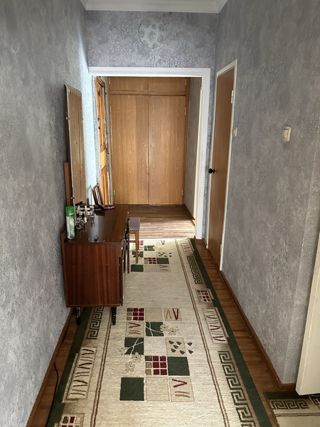 Своя, двухкомнатная под офис, Кадышева, улучшенная планировка