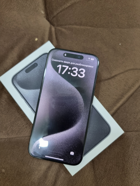 Iphone 15 pro        .