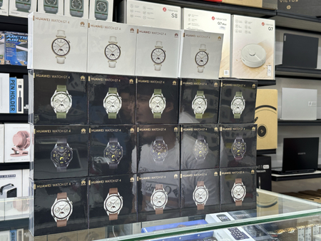 Huawei watch GT 4 brown green black