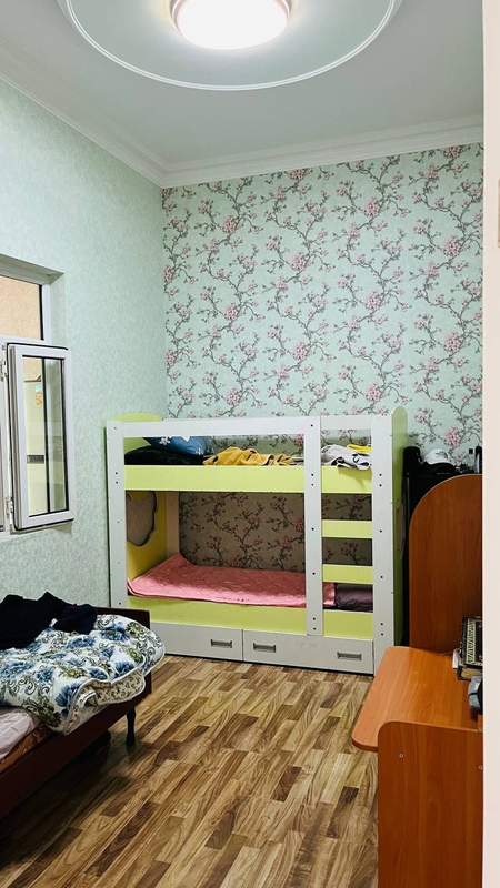 2.75 сотик 1 қаватли 4 хонали участка, 1та кухня, 1 та хол, 4 та сан у