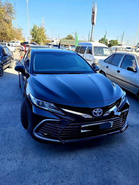 TOYOTA Camry 2023