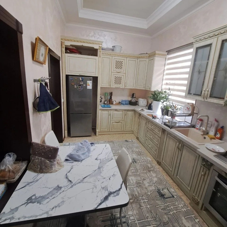 Срочно продаётся 1комнатная квартира на 4этаже в 5этажной кирпичной но