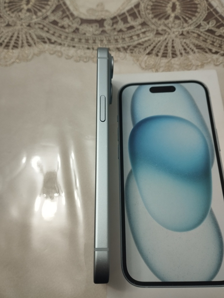 SROCHNA!!! Sotiladi Iphone 15 ideal 128gb karobka dakment
