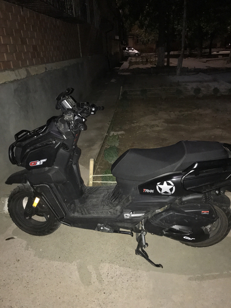 Skuter tank sotiladi 150 kub