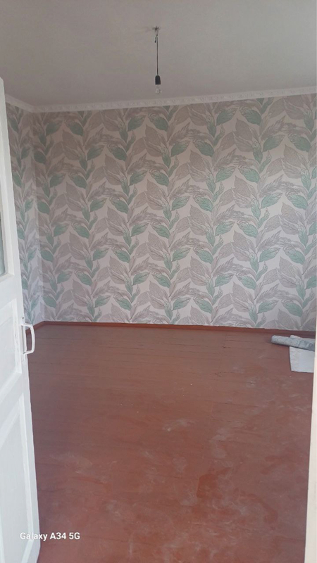 Uy sotiladi 6 sotix  Rabochchiy garadok