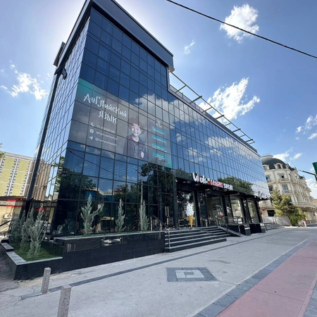 Юнус абад 5 квартал сдаётся в аренду 450м2 3 этаж 8 комнат бизнес цент
