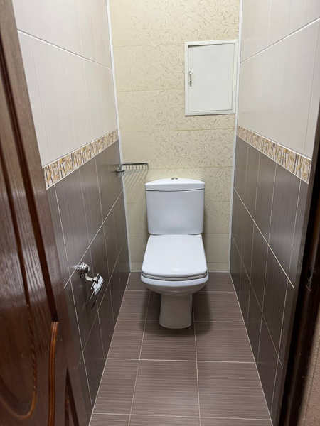 Продаётся 3 комнотная.