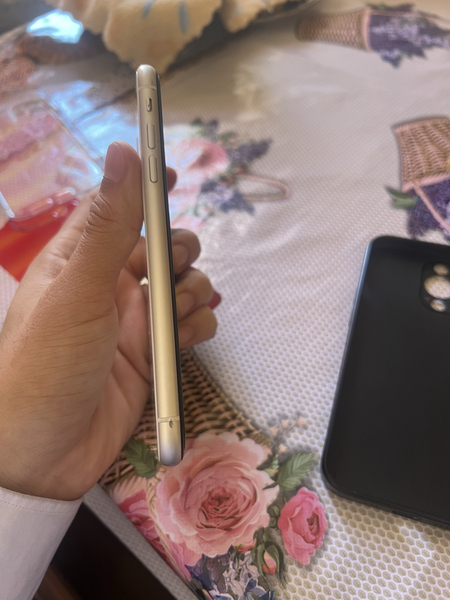 Iphone 11 Surochnooooo