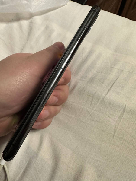 iphone x s max ..