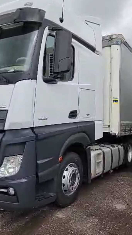 Mercedes Actros . #Готовый бизнес 
срочная продажа
год выпуска 2017