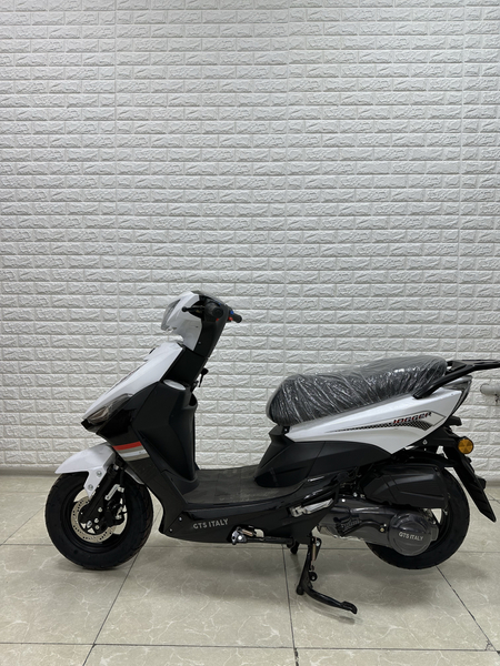 Moto Skuter uz optim