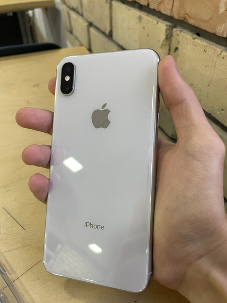 Iphone Xs Max холати яхши кар дак бор