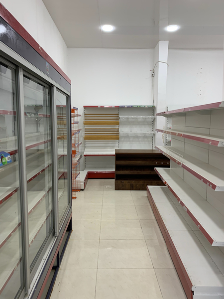 ПРОДАЁТСЯ Магазин, Мирзо-Улугбек район, Ялангач массив, 83 кв 95000!