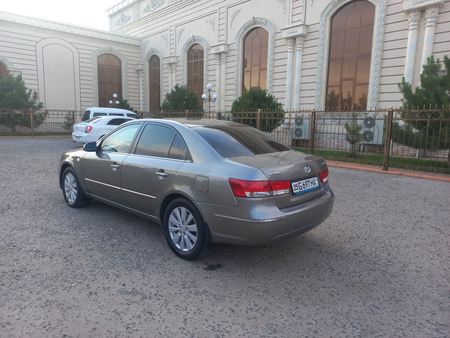 Hyundai Sonata 2009
