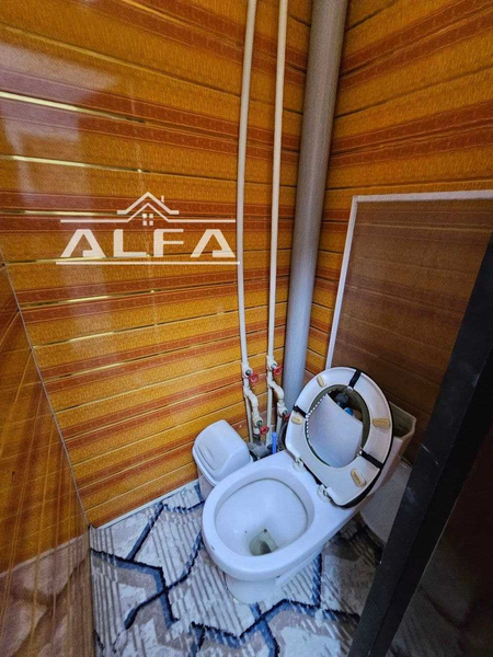 2 xonali 64m² 3-qavat sotiladi.